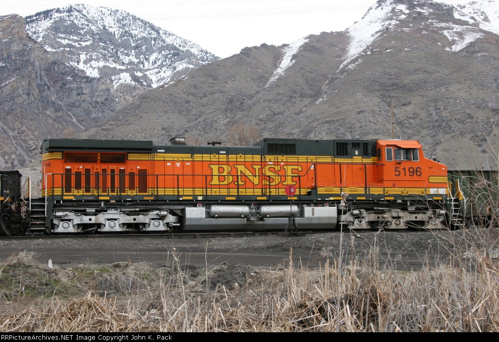 BNSF 5196